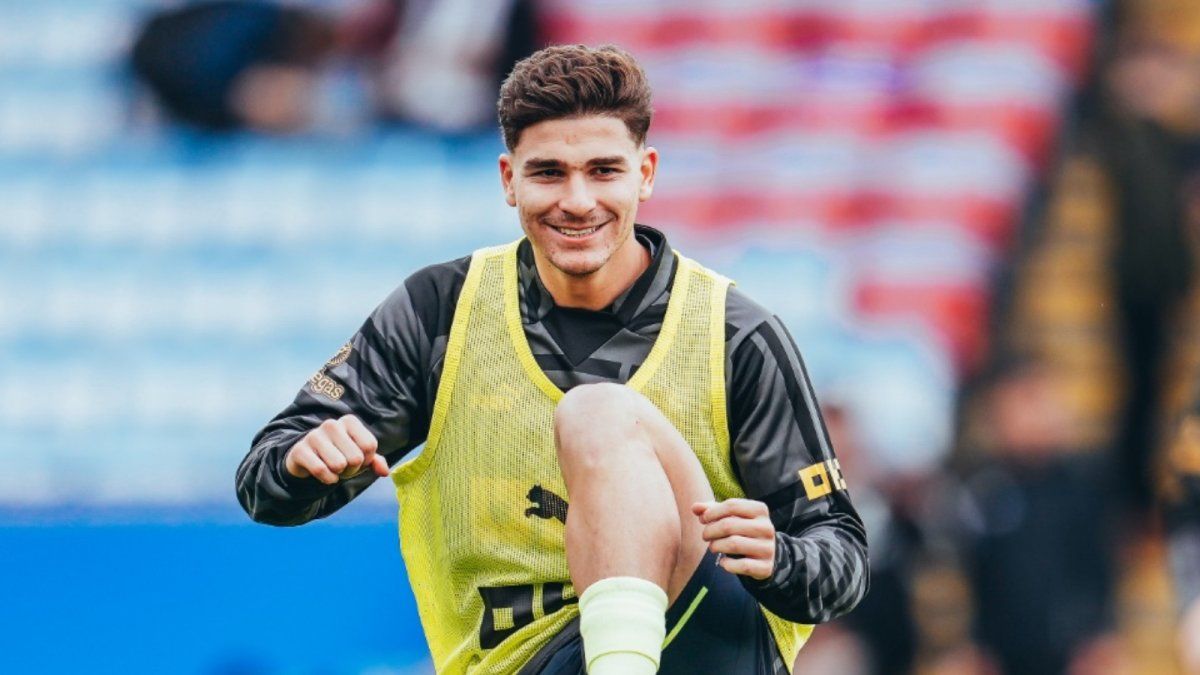 Julián Álvarez Será Titular En El Manchester City Por La Champions League