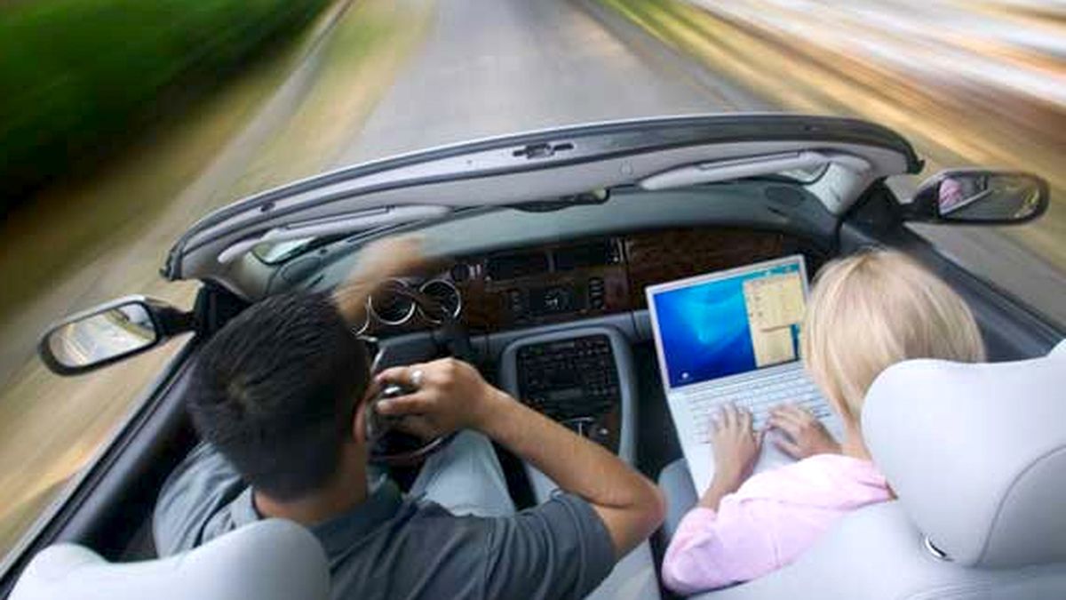 Navegar en Internet desde el auto