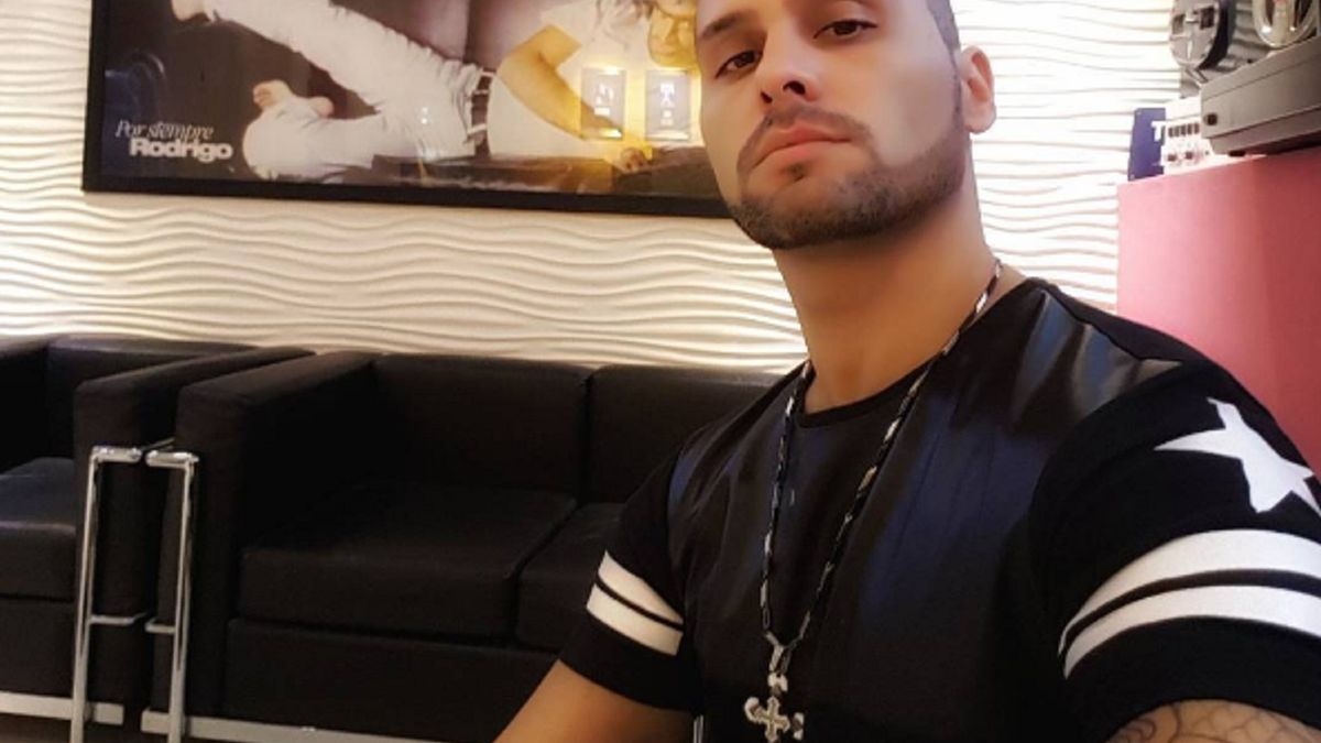 Alejandro Radetic cambió los autos por un helicóptero