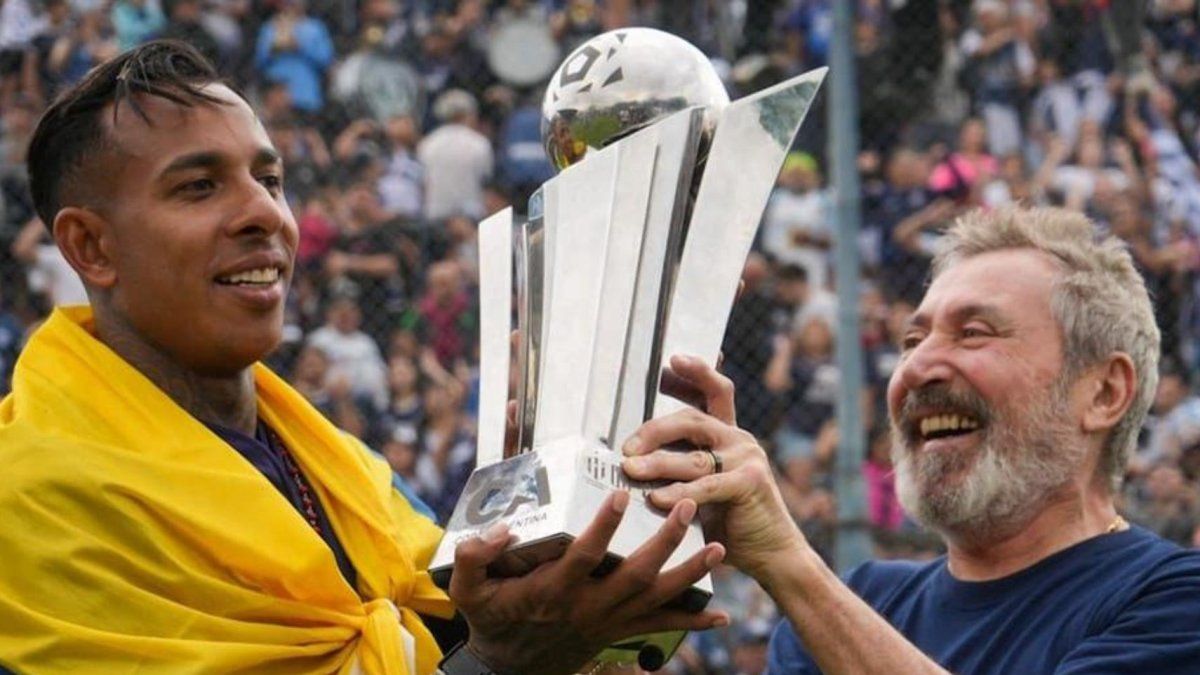 Daniel Vila reveló contactos con River por Sebastián Villa y enfrió la ...