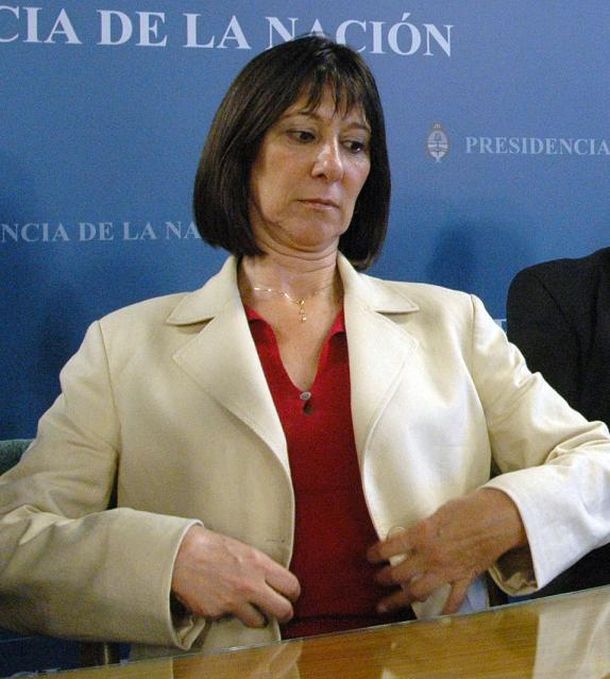 Piden juicio oral a Miceli por la bolsa con dinero hallada en su despacho