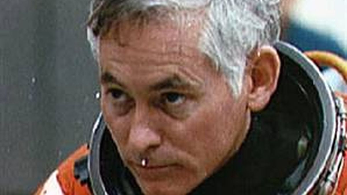 *Mike Mullane (ex astronauta)