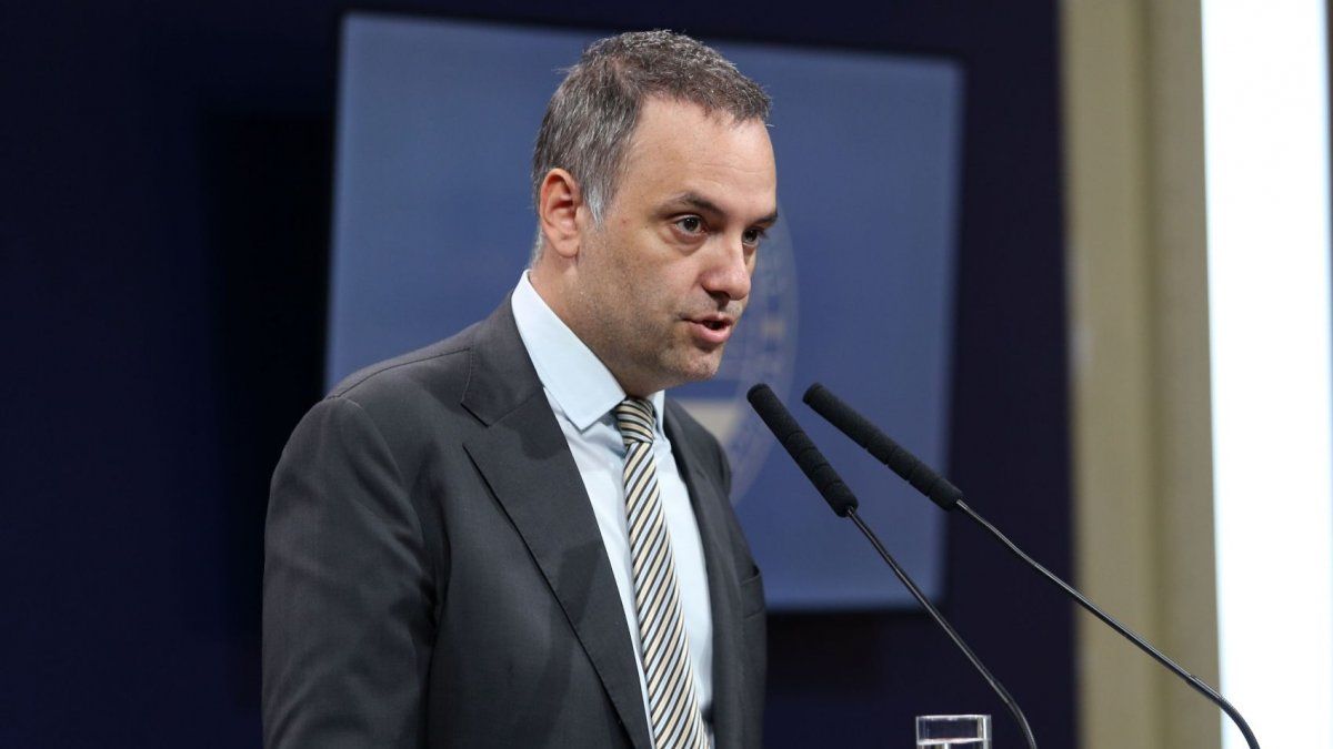 Manuel Adorni admitió que Javier Milei ya tenía a Omar Yasín entre ceja ...