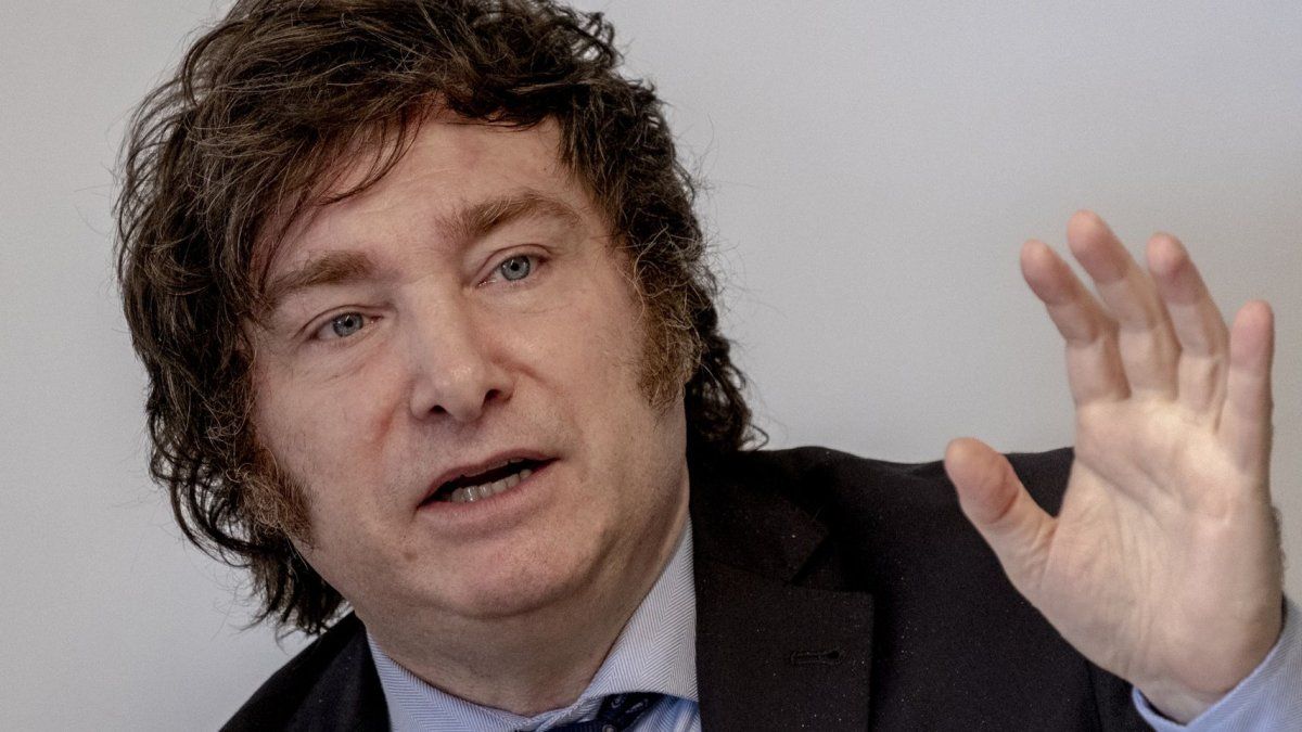 El insólito posteo de Javier Milei caracterizado como Terminator