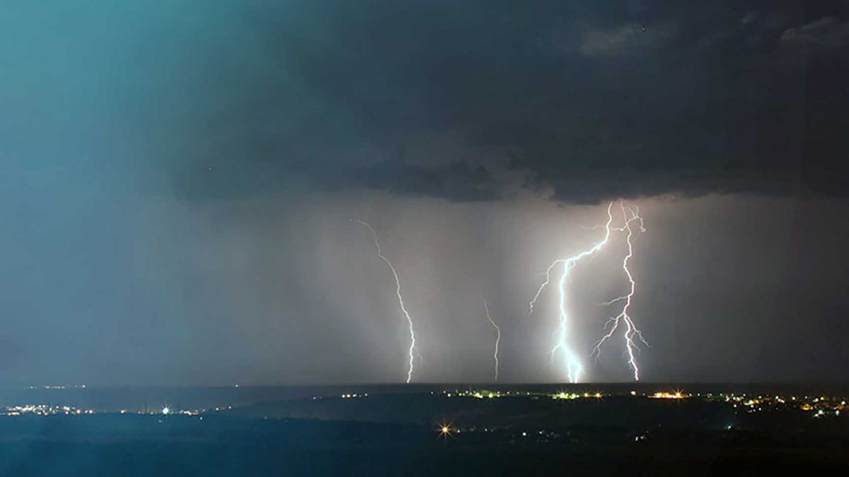 Alerta por tormentas fuertes y granizo en cuatro provincias