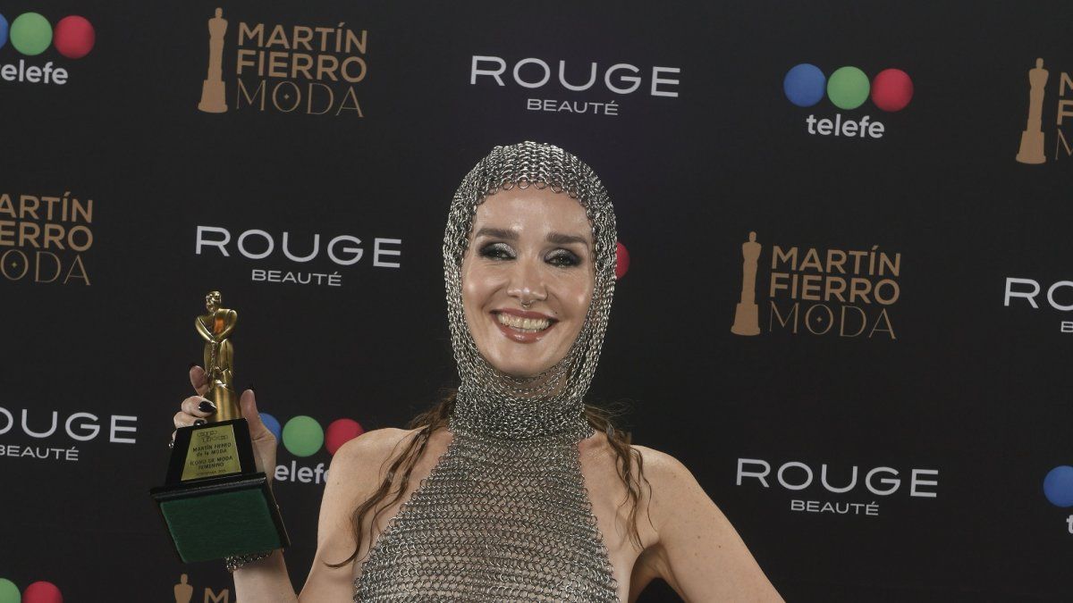 Natalia Oreiro deslumbró con su look medieval en los Martín Fierro de ...