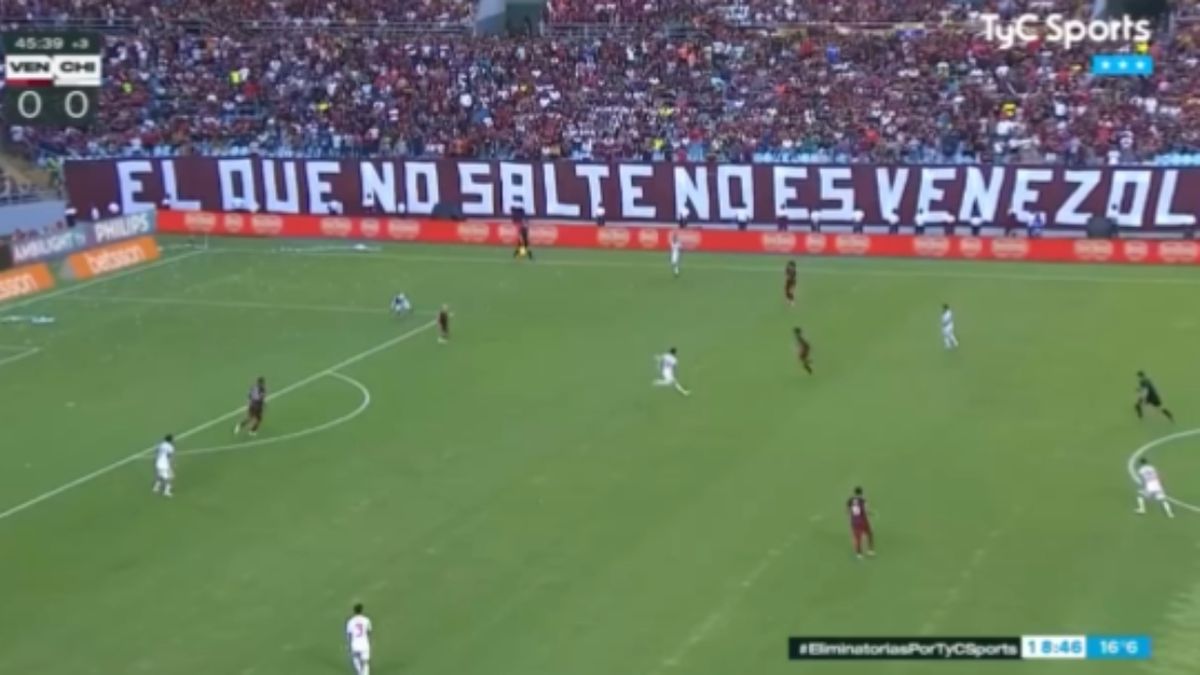 El grosero error de Paulo Díaz para el 1-0 de Venezuela ante Chile