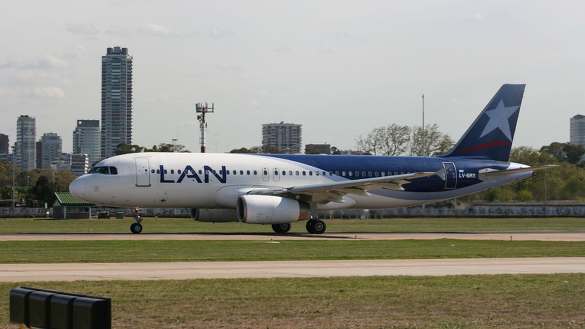 LAN ganó como mejor aerolínea de cabotaje e internacional